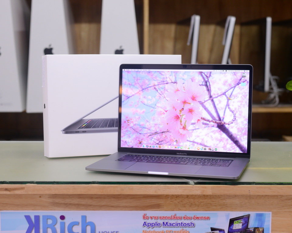 MacBook Pro Retina 15-inch 6-core i7 2.6GHz. Ram 16GB. SSD 256GB. 2019 ...