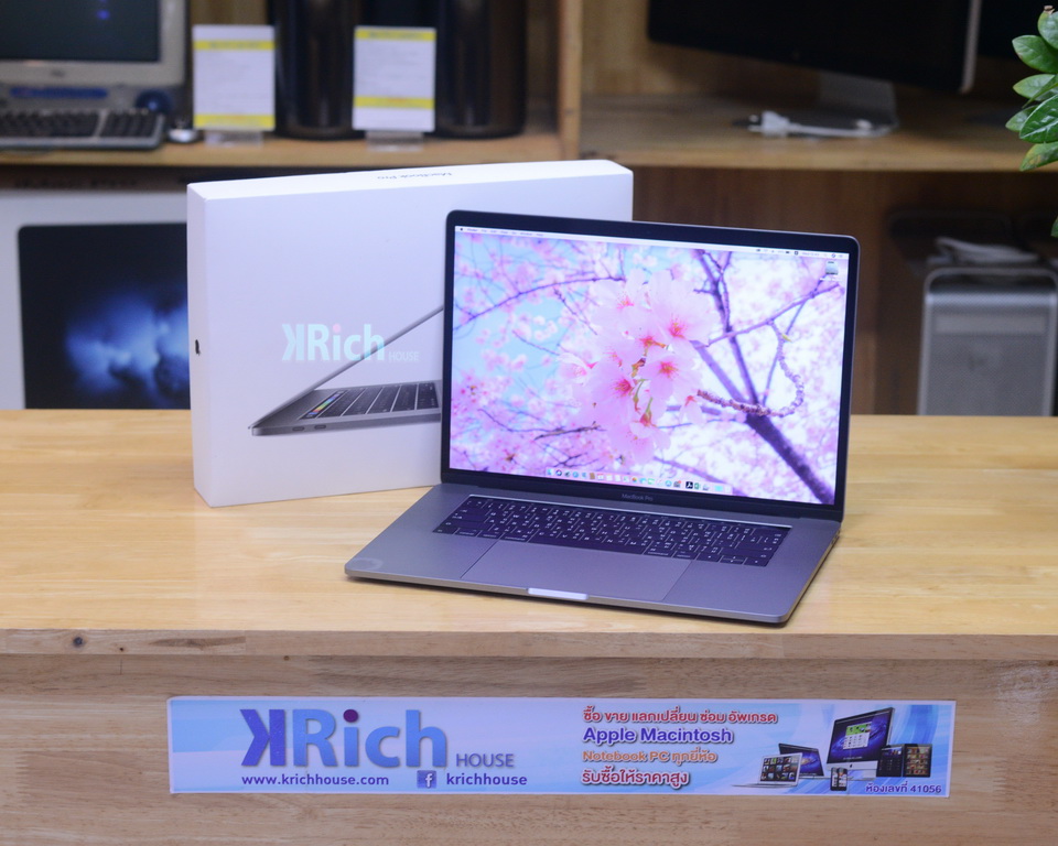 MacBook Pro Retina 15-inch 2017. Quad-Core i7 2.8GHz. Ram 16GB. SSD ...